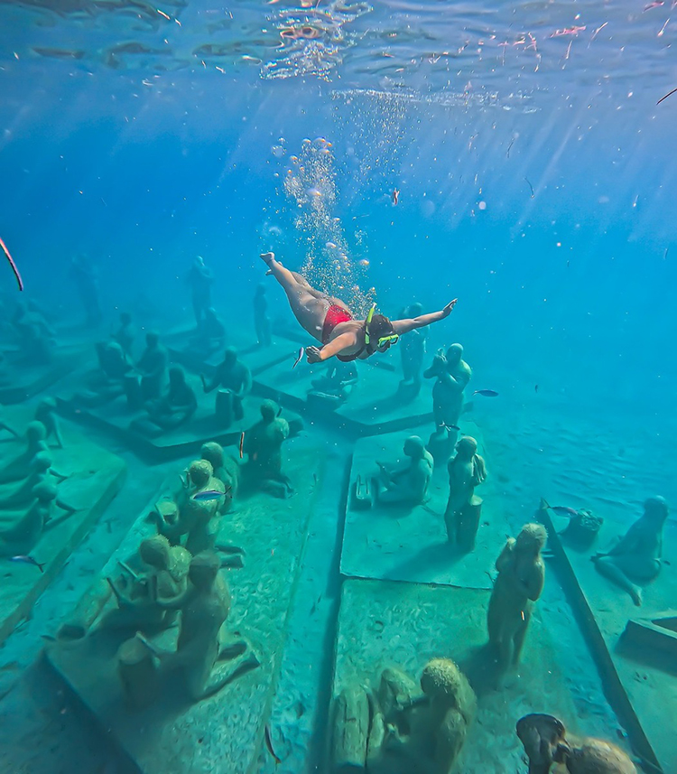 Sint Maarten Unterwasserpark mit 300 Skulpturen - Das FotoPortal